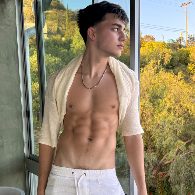 Braden Sherota Bio: Age, Career & Social Media Journey