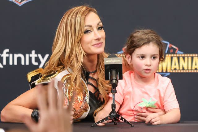 Roux Lopez Bio: Age, Parents, and Life of WWE’s Star Child - Social ...